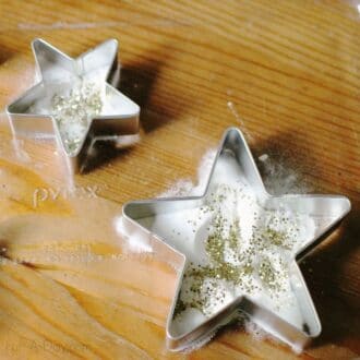 Simple and Fun Fizzy Stars Science Experiment - Fun-A-Day!