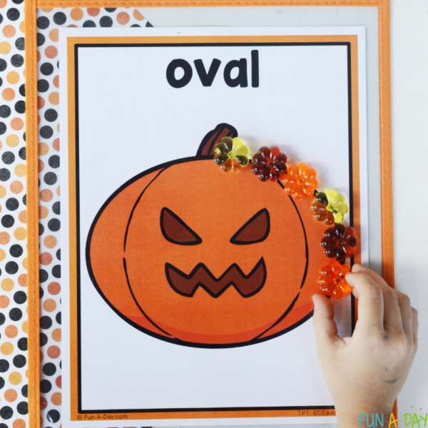 Jack-O-Lantern Shape Mats Free Printable - Fun-A-Day!